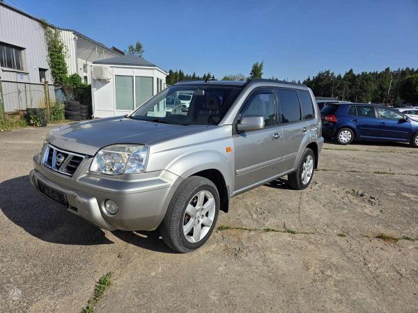 Brūns Nissan X-Trail 2002 Utena, ar dzinēja tilpumu 2.20 L un nobraukumu 197 tūkst. km par 1950 €, foto 2 vietnē AUTOMOTO.COM.LV