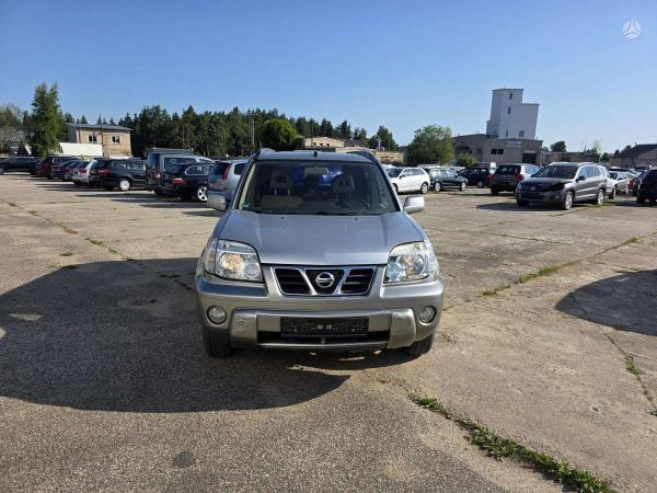 Brūns Nissan X-Trail 2002 Utena, ar dzinēja tilpumu 2.20 L un nobraukumu 197 tūkst. km par 1950 €, foto 5 vietnē AUTOMOTO.COM.LV