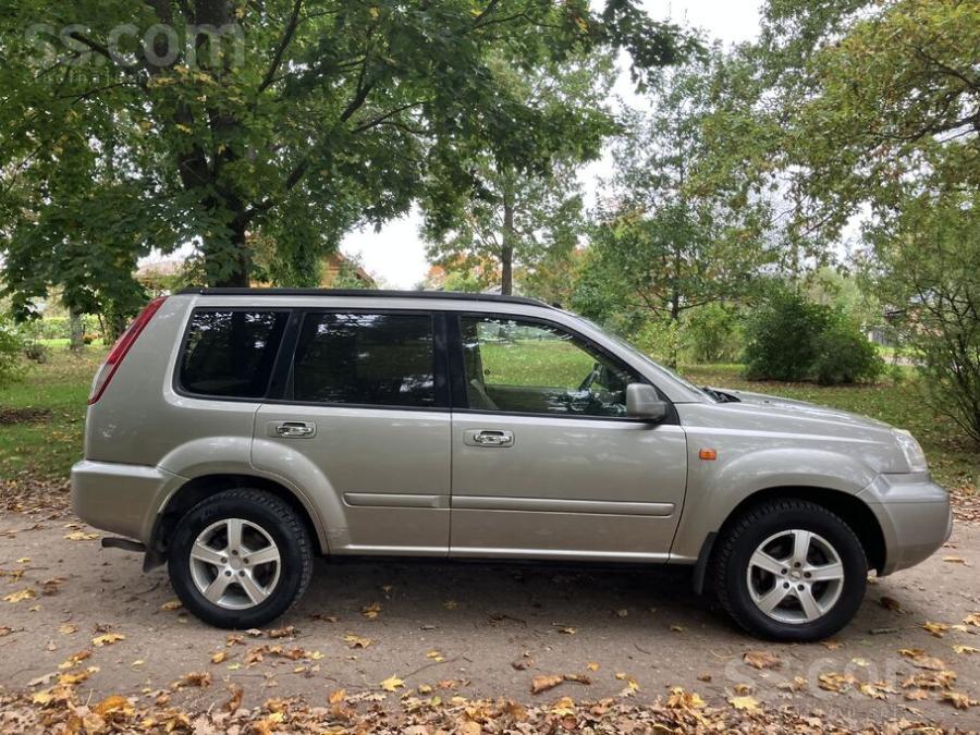 Brūns Nissan X-Trail 2003 Jelgava, ar dzinēja tilpumu 2.20 L un nobraukumu 320 tūkst. km par 1990 €, foto 6 vietnē AUTOMOTO.COM.LV
