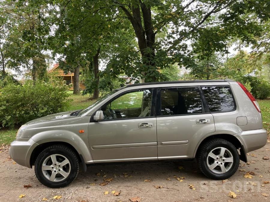 Brūns Nissan X-Trail 2003 Jelgava, ar dzinēja tilpumu 2.20 L un nobraukumu 320 tūkst. km par 1990 €, foto 7 vietnē AUTOMOTO.COM.LV
