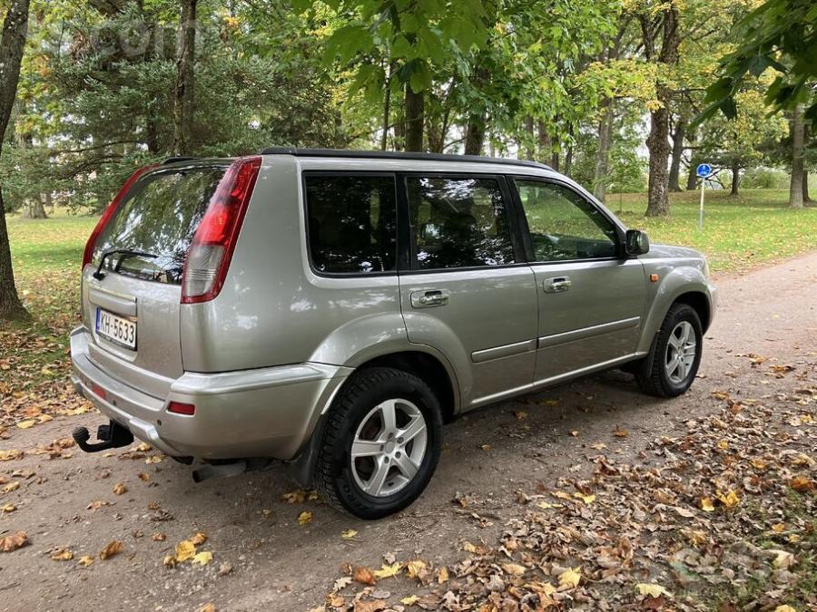 Brūns Nissan X-Trail 2003 Jelgava, ar dzinēja tilpumu 2.20 L un nobraukumu 320 tūkst. km par 1990 €, foto 9 vietnē AUTOMOTO.COM.LV