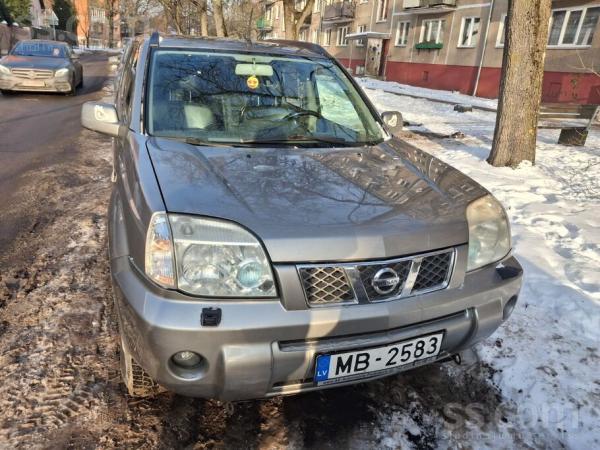 Brūns Nissan X-Trail 2005 Rīga, ar dzinēja tilpumu 2.20 L un nobraukumu 290 tūkst. km par 2300 €, foto 4 vietnē AUTOMOTO.COM.LV