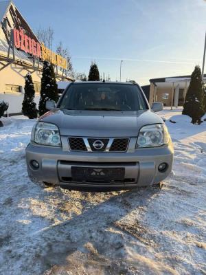 Brown Nissan X-Trail 2005 in Kaunas, with an engine capacity of 2.18 L and mileage of 260 thousand km for 2200 €, photo 2 on AUTOMOTO.COM.LV