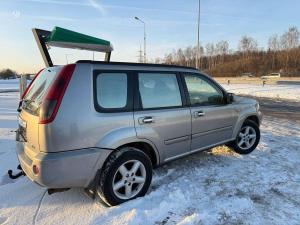Brown Nissan X-Trail 2005 in Kaunas, with an engine capacity of 2.18 L and mileage of 260 thousand km for 2200 €, photo 6 on AUTOMOTO.COM.LV