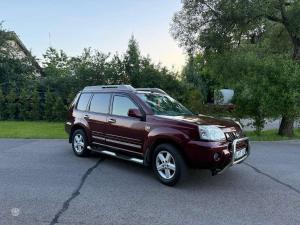 Brown Nissan X-Trail 2006 in Kaunas, with an engine capacity of 2.18 L and mileage of 270 thousand km for 2500 €, photo  on AUTOMOTO.COM.LV