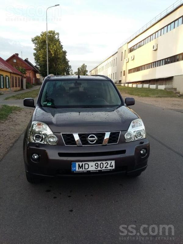 Brūns Nissan X-Trail 2007 Daugavpils, ar dzinēja tilpumu 2.00 L un nobraukumu 285 tūkst. km par 4500 €, foto 1 vietnē AUTOMOTO.COM.LV