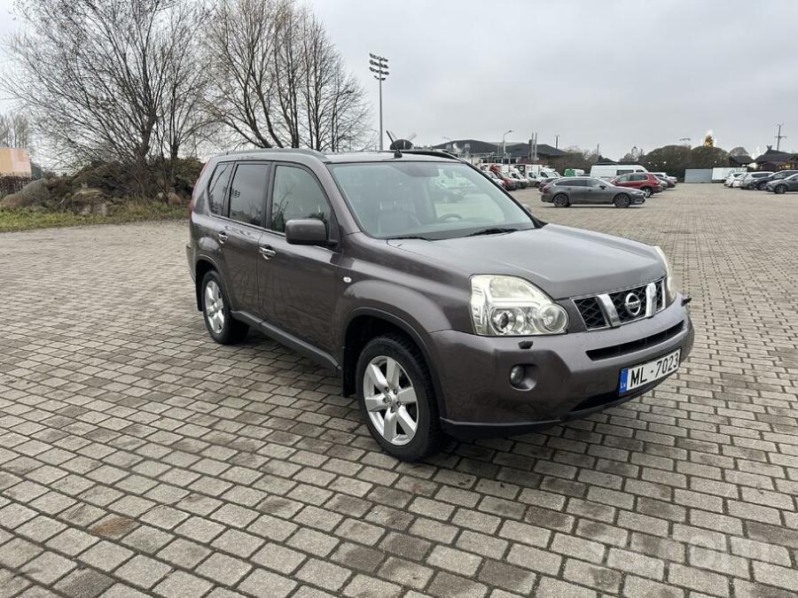 Brūns Nissan X-Trail 2007 Rīga, ar dzinēja tilpumu 2.00 L un nobraukumu 334 tūkst. km par 4300 €, foto 1 vietnē AUTOMOTO.COM.LV