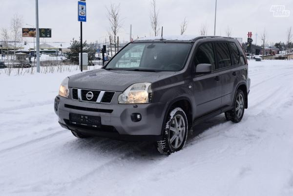 Brown Nissan X-Trail 2007 in Vilnius, with an engine capacity of 2.00 L and mileage of 205 thousand km for 4950 €, photo 3 on AUTOMOTO.COM.LV
