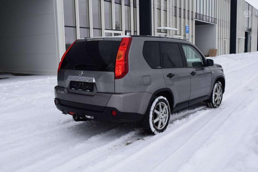 Brūns Nissan X-Trail 2007 Viļņa, ar dzinēja tilpumu 2.00 L un nobraukumu 205 tūkst. km par 4950 €, foto 7 vietnē AUTOMOTO.COM.LV