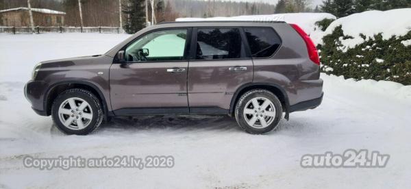 Brūns Nissan X-Trail 2007 Tartu, ar dzinēja tilpumu 2.00 L un nobraukumu 241 tūkst. km par 5200 €, foto 3 vietnē AUTOMOTO.COM.LV