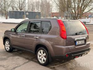 Brūns Nissan X-Trail 2007 Rīga, ar dzinēja tilpumu 2.00 L un nobraukumu 232 tūkst. km par 4400 €, foto 5 vietnē AUTOMOTO.COM.LV