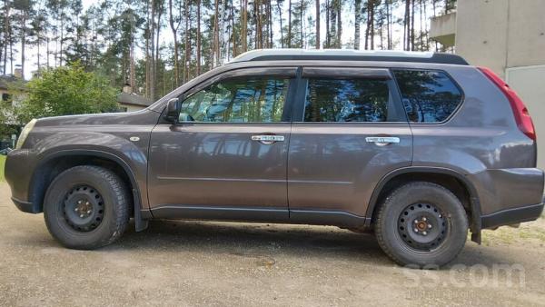Brūns Nissan X-Trail 2007 Jūrmala, ar dzinēja tilpumu 2.00 L un nobraukumu 0 tūkst. km par 3500 €, foto 3 vietnē AUTOMOTO.COM.LV