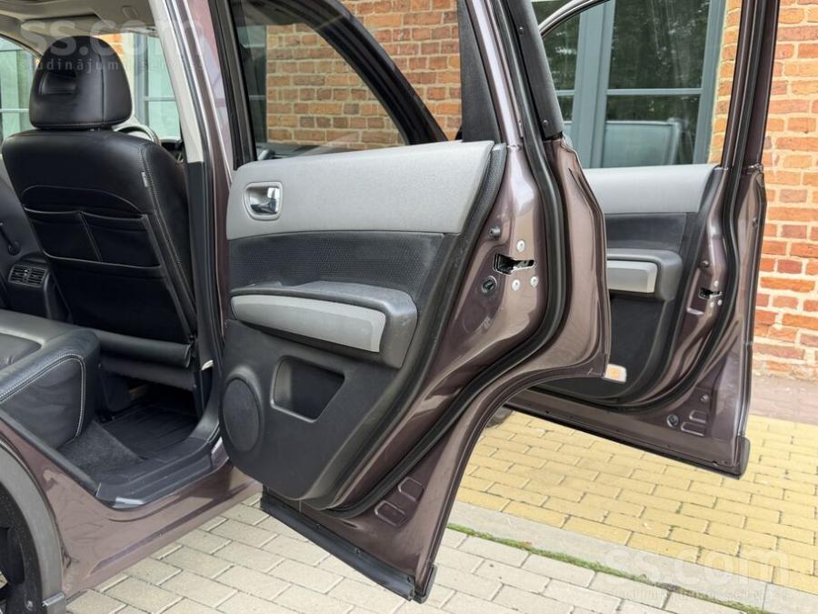 Brūns Nissan X-Trail 2007 Rīga, ar dzinēja tilpumu 2.00 L un nobraukumu 239 tūkst. km par 5850 €, foto 14 vietnē AUTOMOTO.COM.LV