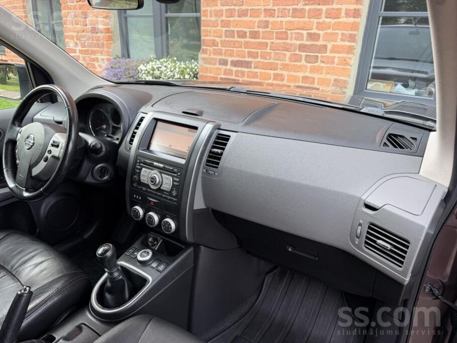 Brūns Nissan X-Trail 2007 Rīga, ar dzinēja tilpumu 2.00 L un nobraukumu 239 tūkst. km par 5850 €, foto 22 vietnē AUTOMOTO.COM.LV