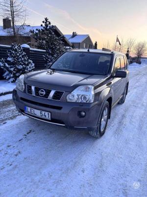 Brūns Nissan X-Trail 2008 Kauņa, ar dzinēja tilpumu 2.00 L un nobraukumu 298 tūkst. km par 4600 €, foto  vietnē AUTOMOTO.COM.LV