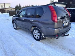 Brown Nissan X-Trail 2008 in Kaunas, with an engine capacity of 2.00 L and mileage of 298 thousand km for 4600 €, photo 3 on AUTOMOTO.COM.LV