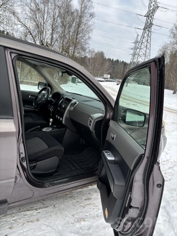 Brown Nissan X-Trail 2008 in Riga, with an engine capacity of 2.00 L and mileage of 233 thousand km for 4500 €, photo 4 on AUTOMOTO.COM.LV