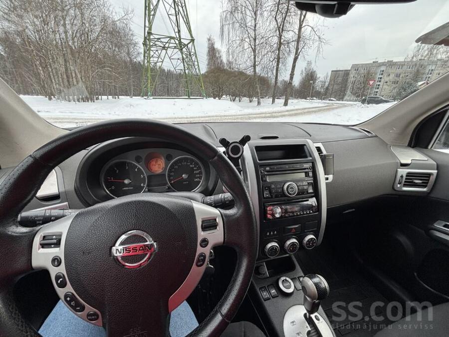 Brown Nissan X-Trail 2008 in Riga, with an engine capacity of 2.00 L and mileage of 233 thousand km for 4500 €, photo 6 on AUTOMOTO.COM.LV