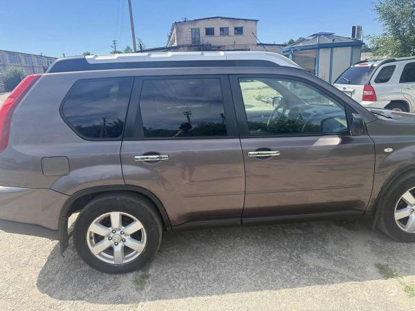 Brūns Nissan X-Trail 2008 Kelmė, ar dzinēja tilpumu 2.00 L un nobraukumu 365 tūkst. km par 4200 €, foto 4 vietnē AUTOMOTO.COM.LV