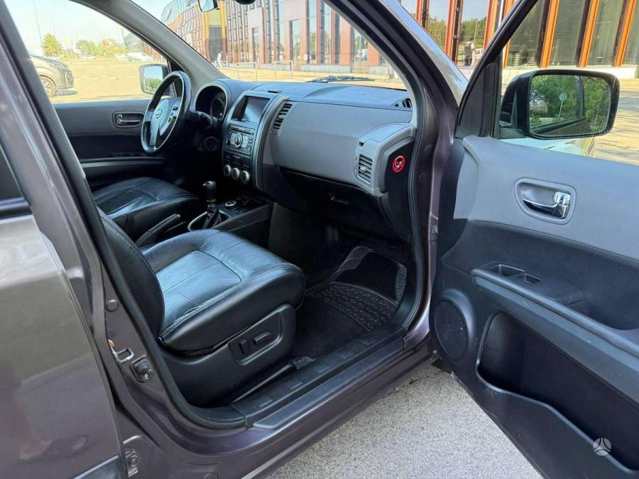 Brūns Nissan X-Trail 2008 Kauņa, ar dzinēja tilpumu 2.00 L un nobraukumu 280 tūkst. km par 3600 €, foto 14 vietnē AUTOMOTO.COM.LV