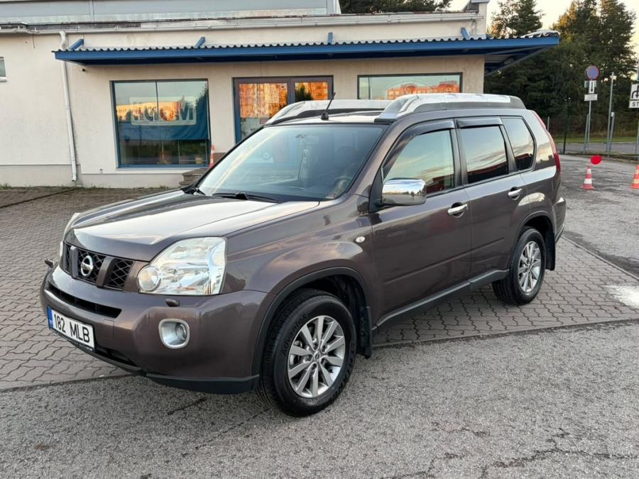 Brūns Nissan X-Trail 2008 Narva, ar dzinēja tilpumu 2.00 L un nobraukumu 209 tūkst. km par 3990 €, foto 8 vietnē AUTOMOTO.COM.LV