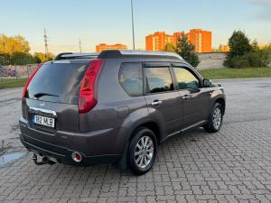 Brūns Nissan X-Trail 2008 Narva, ar dzinēja tilpumu 2.00 L un nobraukumu 209 tūkst. km par 3990 €, foto 10 vietnē AUTOMOTO.COM.LV
