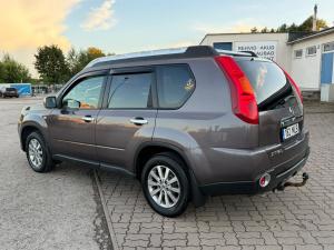 Brūns Nissan X-Trail 2008 Narva, ar dzinēja tilpumu 2.00 L un nobraukumu 209 tūkst. km par 3990 €, foto 13 vietnē AUTOMOTO.COM.LV
