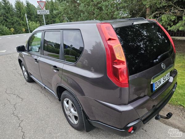 Nissan X-Trail 2008 in Mazeikiai on AUTOMOTO.COM.LV Brown Nissan X-Trail 2008 in Mazeikiai, with an engine capacity of 2.00 L and mileage of 189 thousand km for 4850 €, photo 11 on AUTOMOTO.COM.LV