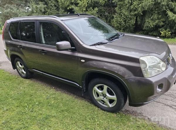 Brown Nissan X-Trail 2008 in Riga, with an engine capacity of 2.00 L and mileage of 188 thousand km for 5850 €, photo 6 on AUTOMOTO.COM.LV