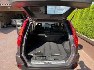 Brown Nissan X-Trail 2008 in Utena, with an engine capacity of 2.00 L and mileage of 349 thousand km for 4599 €, photo 10 on AUTOMOTO.COM.LV
