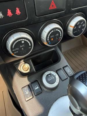 Brown Nissan X-Trail 2008 in Utena, with an engine capacity of 2.00 L and mileage of 349 thousand km for 4599 €, photo 16 on AUTOMOTO.COM.LV