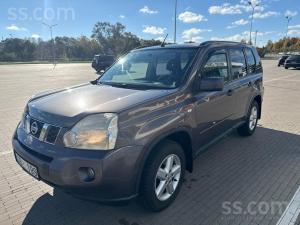 Brūns Nissan X-Trail 2008 Rēzekne, ar dzinēja tilpumu 2.00 L un nobraukumu 217 tūkst. km par 5300 €, foto  vietnē AUTOMOTO.COM.LV