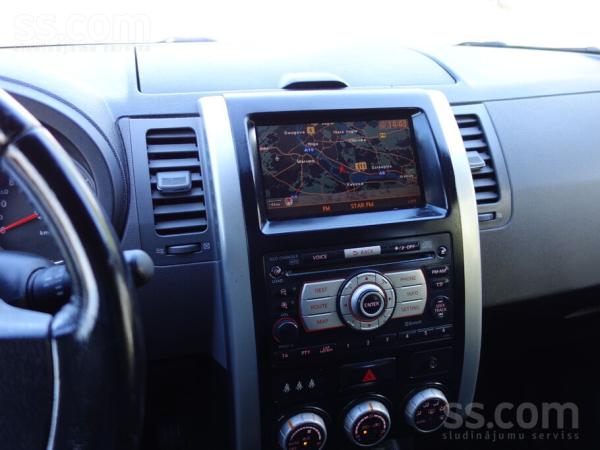 Brown Nissan X-Trail 2009 in Riga, with an engine capacity of 2.00 L and mileage of 333 thousand km for 3950 €, photo 9 on AUTOMOTO.COM.LV
