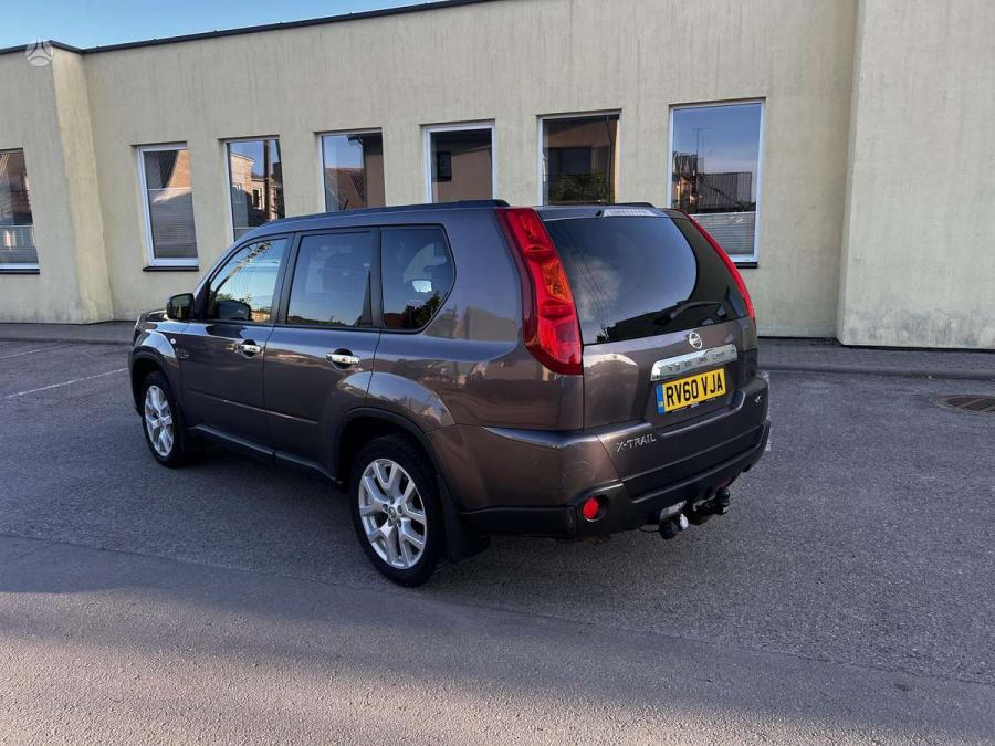 Brūns Nissan X-Trail 2010 Kauņa, ar dzinēja tilpumu 2.00 L un nobraukumu 321 tūkst. km par 2400 €, foto 6 vietnē AUTOMOTO.COM.LV