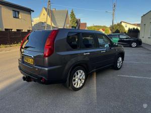 Brūns Nissan X-Trail 2010 Kauņa, ar dzinēja tilpumu 2.00 L un nobraukumu 321 tūkst. km par 2400 €, foto 8 vietnē AUTOMOTO.COM.LV