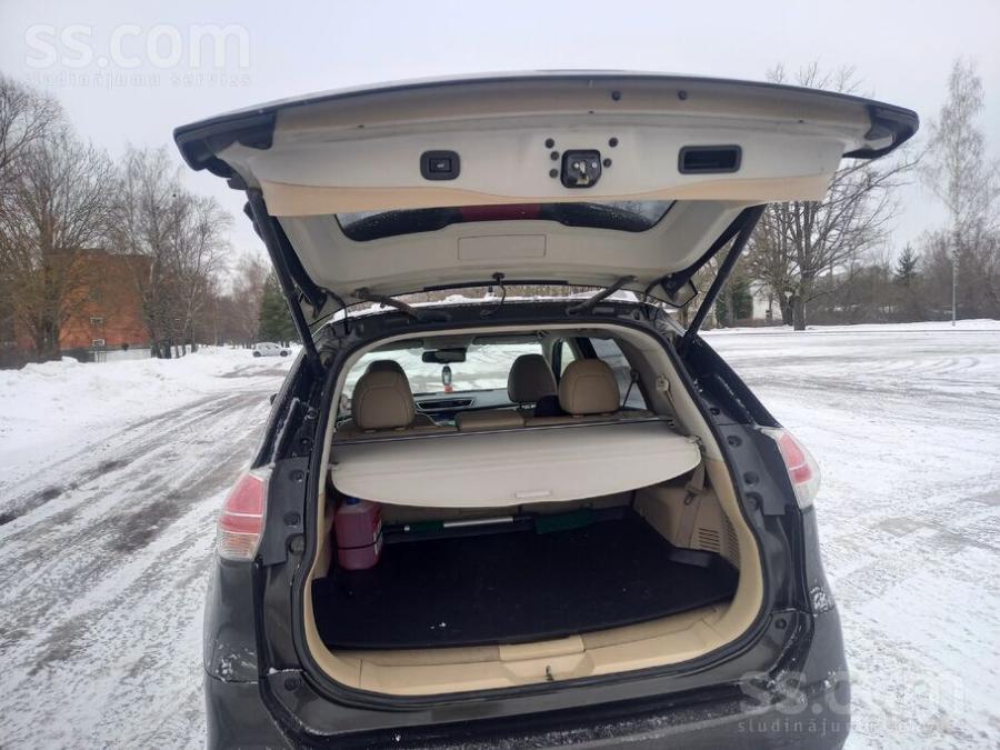 Brown Nissan X-Trail 2014 in Riga, with an engine capacity of 1.60 L and mileage of 223 thousand km for 8500 €, photo 6 on AUTOMOTO.COM.LV