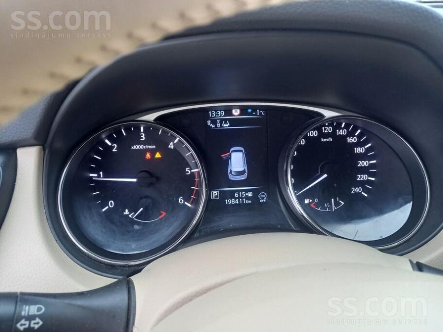 Brown Nissan X-Trail 2014 in Riga, with an engine capacity of 1.60 L and mileage of 223 thousand km for 8500 €, photo 8 on AUTOMOTO.COM.LV