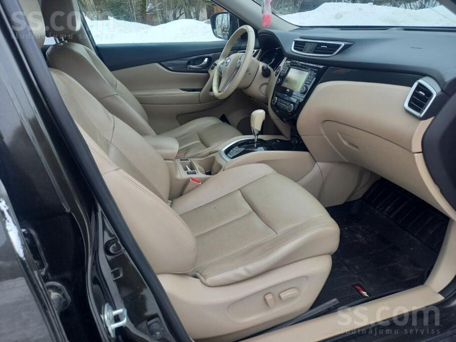 Brown Nissan X-Trail 2014 in Riga, with an engine capacity of 1.60 L and mileage of 223 thousand km for 8500 €, photo 13 on AUTOMOTO.COM.LV