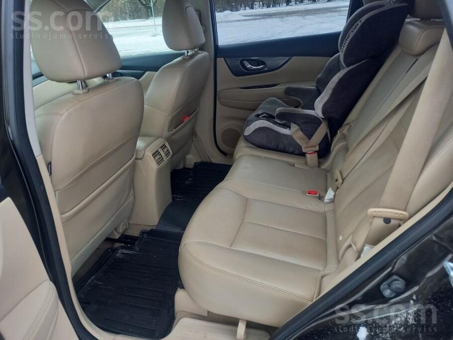 Brown Nissan X-Trail 2014 in Riga, with an engine capacity of 1.60 L and mileage of 223 thousand km for 8500 €, photo 18 on AUTOMOTO.COM.LV