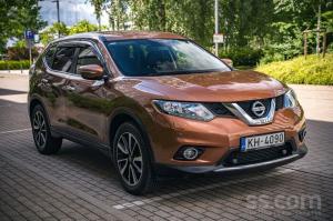 Brown Nissan X-Trail 2016 in Riga, with an engine capacity of 1.60 L and mileage of 102 thousand km for 8990 €, photo 4 on AUTOMOTO.COM.LV