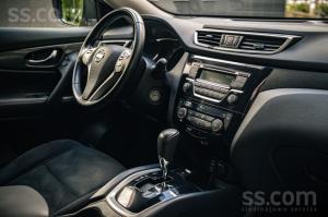 Brown Nissan X-Trail 2016 in Riga, with an engine capacity of 1.60 L and mileage of 102 thousand km for 8990 €, photo 8 on AUTOMOTO.COM.LV