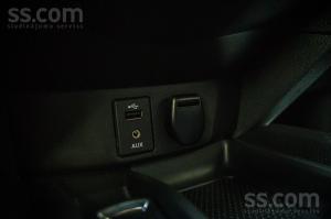 Brown Nissan X-Trail 2016 in Riga, with an engine capacity of 1.60 L and mileage of 102 thousand km for 8990 €, photo 15 on AUTOMOTO.COM.LV