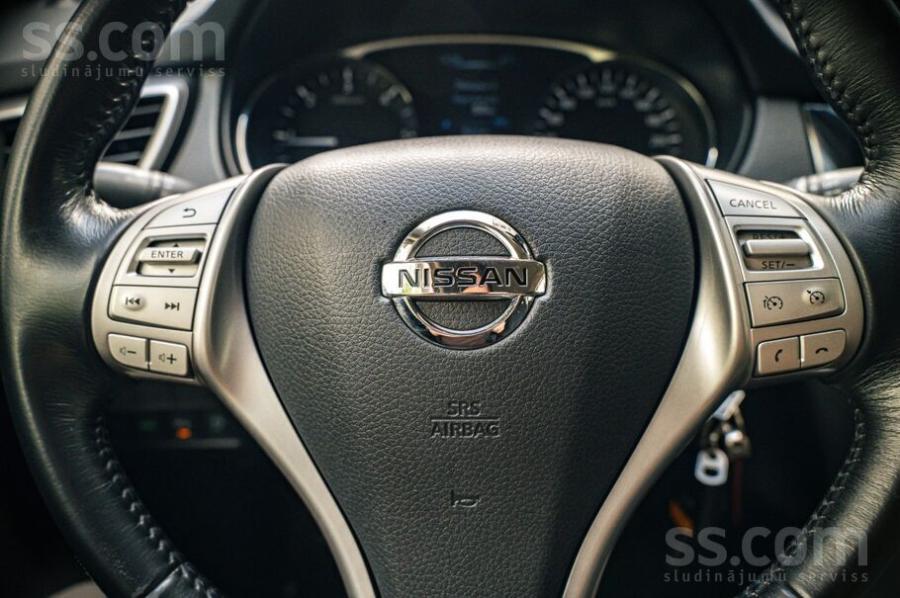 Brown Nissan X-Trail 2016 in Riga, with an engine capacity of 1.60 L and mileage of 102 thousand km for 8990 €, photo 19 on AUTOMOTO.COM.LV