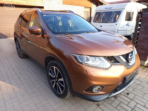 Brown Nissan X-Trail 2017 in Kaunas, with an engine capacity of 1.60 L and mileage of 133 thousand km for 14100 €, photo 2 on AUTOMOTO.COM.LV