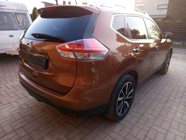 Brown Nissan X-Trail 2017 in Kaunas, with an engine capacity of 1.60 L and mileage of 133 thousand km for 14100 €, photo 5 on AUTOMOTO.COM.LV
