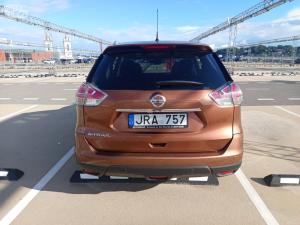 Brown Nissan X-Trail 2017 in Kaunas, with an engine capacity of 1.60 L and mileage of 135 thousand km for 13200 €, photo 5 on AUTOMOTO.COM.LV