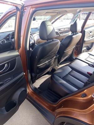 Brown Nissan X-Trail 2017 in Kaunas, with an engine capacity of 1.60 L and mileage of 135 thousand km for 13200 €, photo 13 on AUTOMOTO.COM.LV