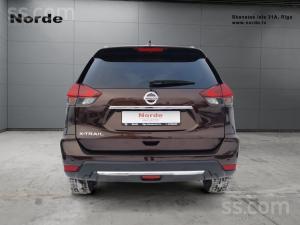 Brown Nissan X-Trail 2018 in Riga, with an engine capacity of 2.00 L and mileage of 92 thousand km for 16870 €, photo 4 on AUTOMOTO.COM.LV