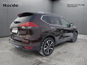 Brown Nissan X-Trail 2018 in Riga, with an engine capacity of 2.00 L and mileage of 92 thousand km for 16870 €, photo 5 on AUTOMOTO.COM.LV