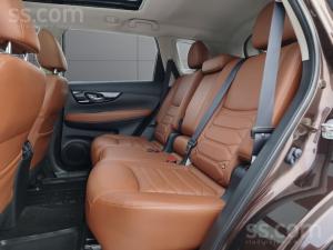 Brown Nissan X-Trail 2018 in Riga, with an engine capacity of 2.00 L and mileage of 92 thousand km for 16870 €, photo 9 on AUTOMOTO.COM.LV